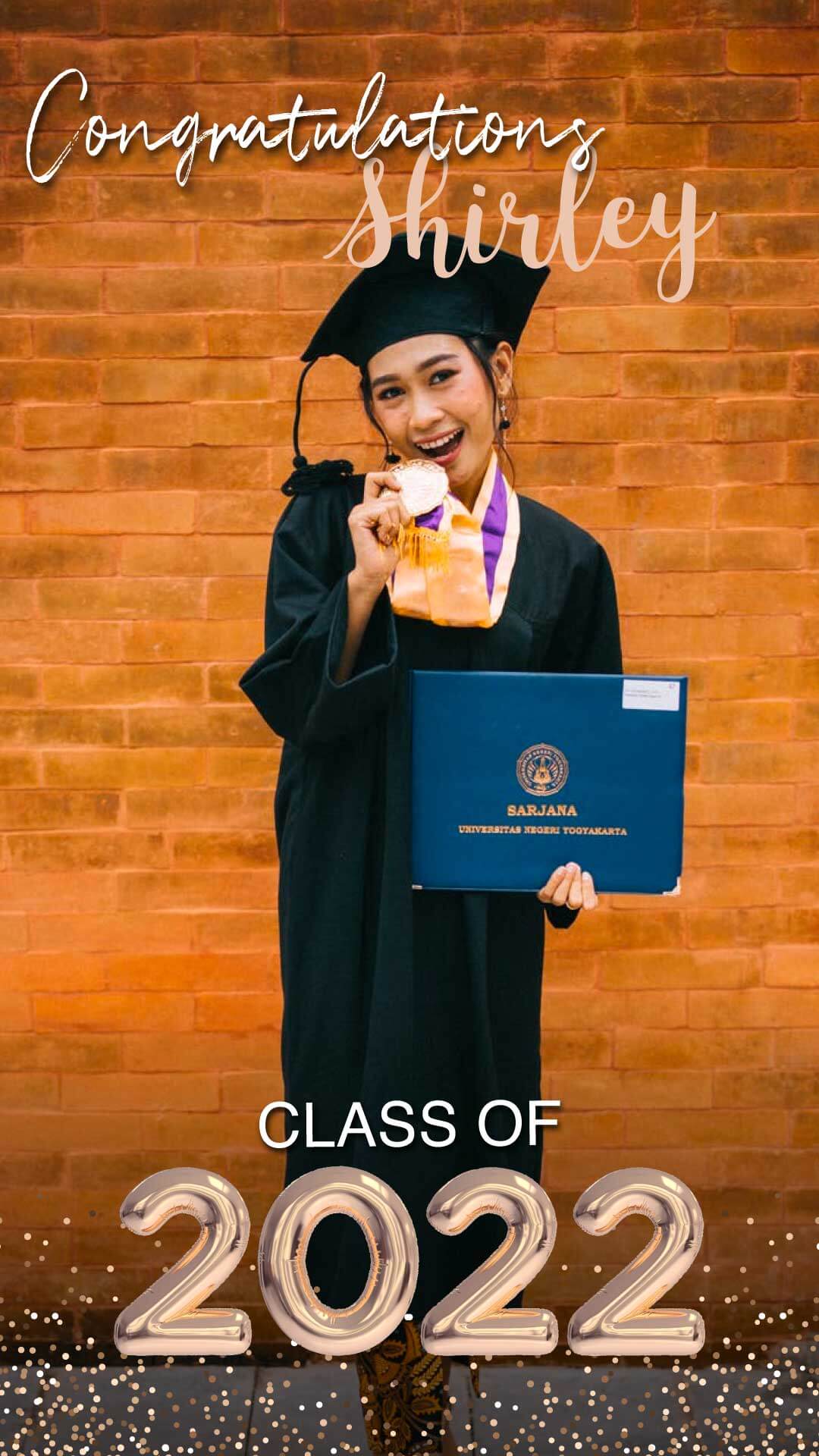 Create a custom Graduation Snapchat filter with SwipeStudio
