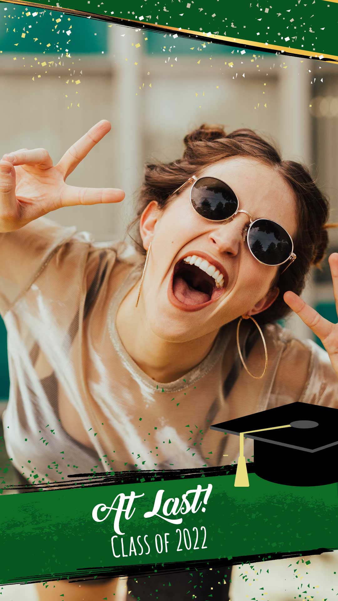 Create a custom Graduation Snapchat filter with SwipeStudio